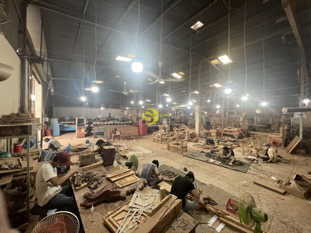 BÀN GIAO HOÀN TẤT BÀN LÀM VIỆC GÕ ĐỎ CHẠM KIM TIỀN 1M4 & TỦ TIVI LOUIS ...