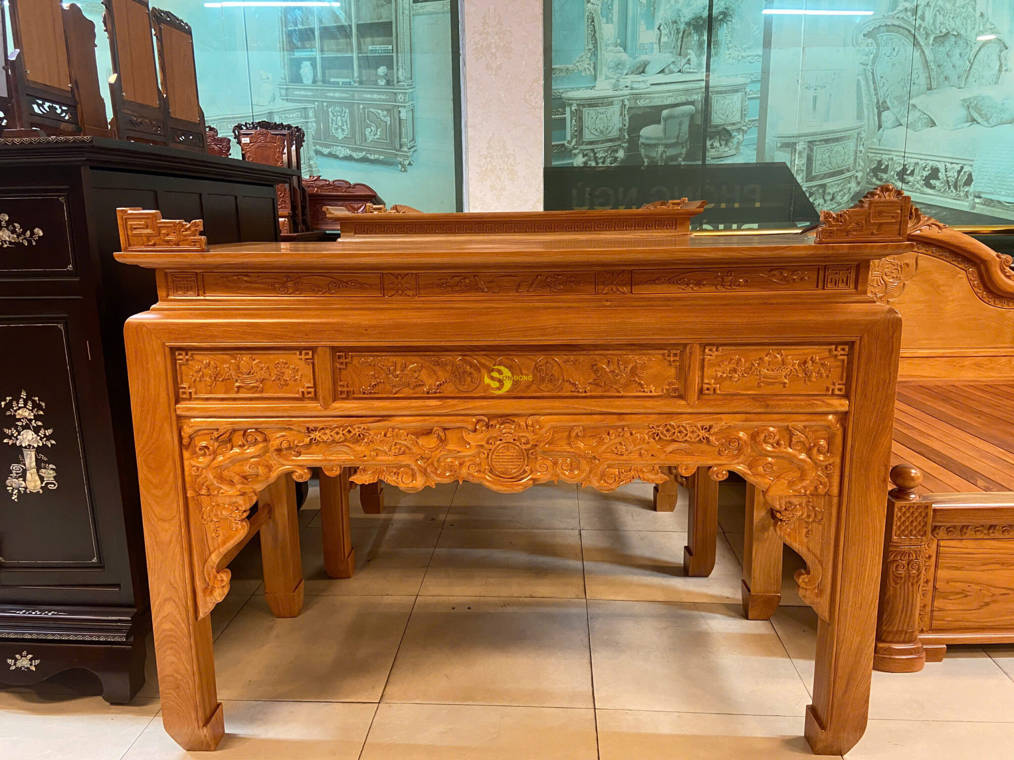 +300 Mẫu bàn thờ Đẹp, Hiện đại, được làm từ gỗ cao cấp 2025